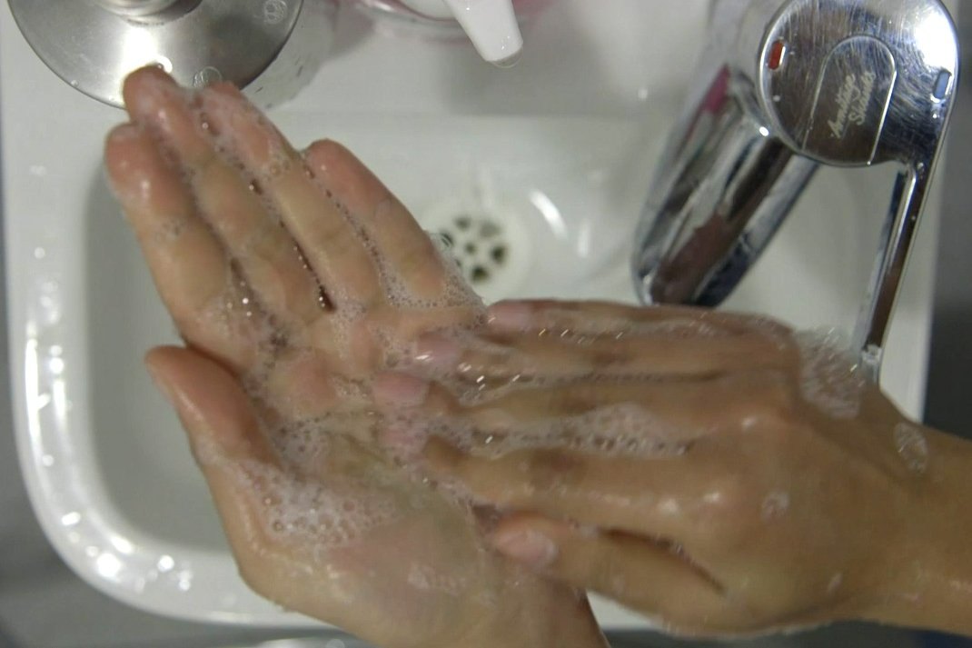 Washing your hands: the right way to do it | Medicus Pharmacy